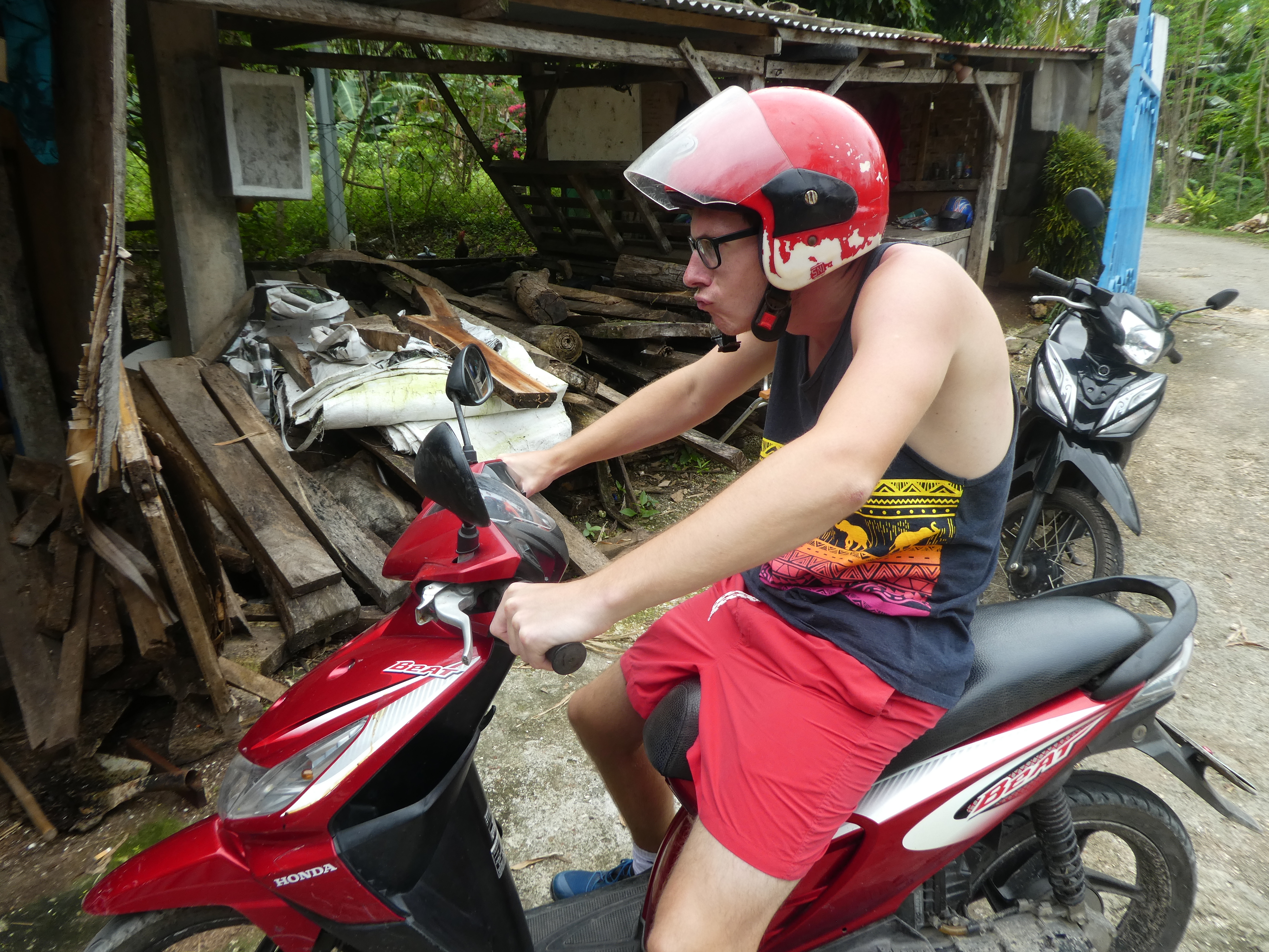 Travelling Wrong - Sinead's Scooter Survival Guide